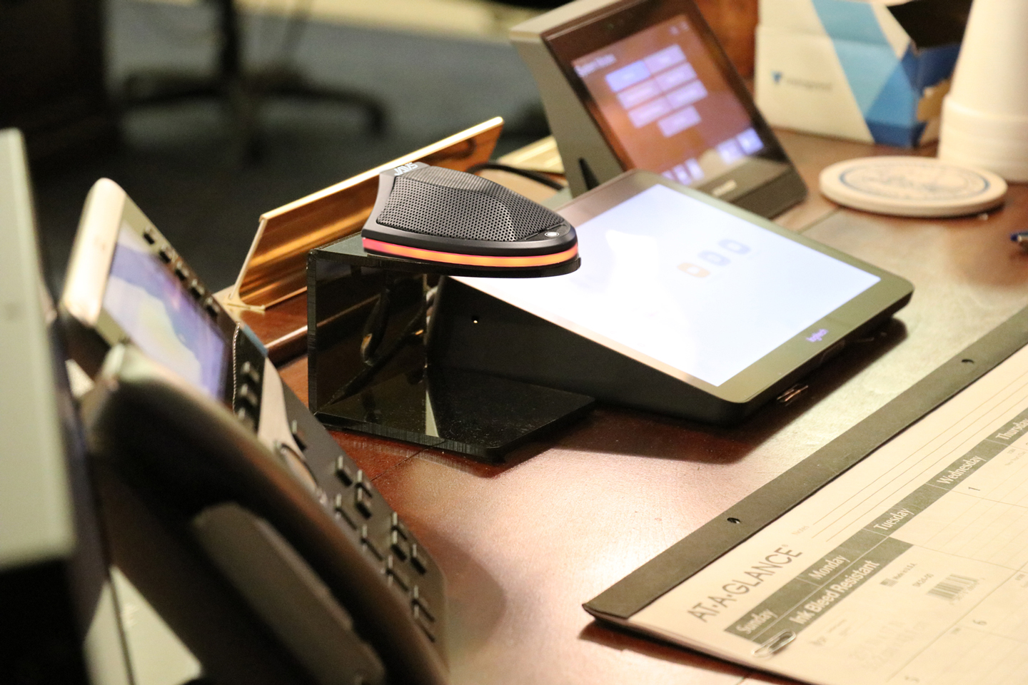 Voice Lift to Improve Speech Intelligibility in the Courtroom